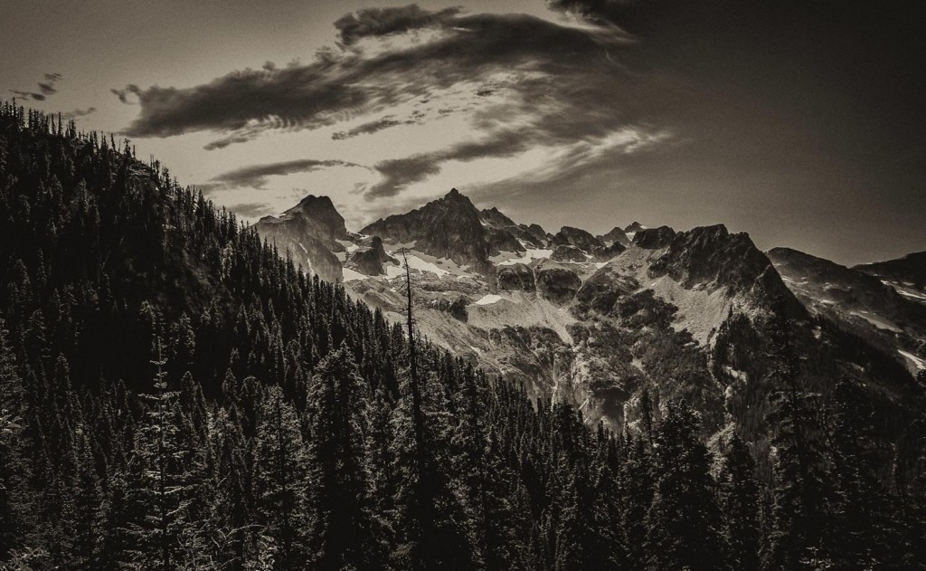 Cascade Crossing: Keeping the Faith in the North Cascades – AdventuresNW