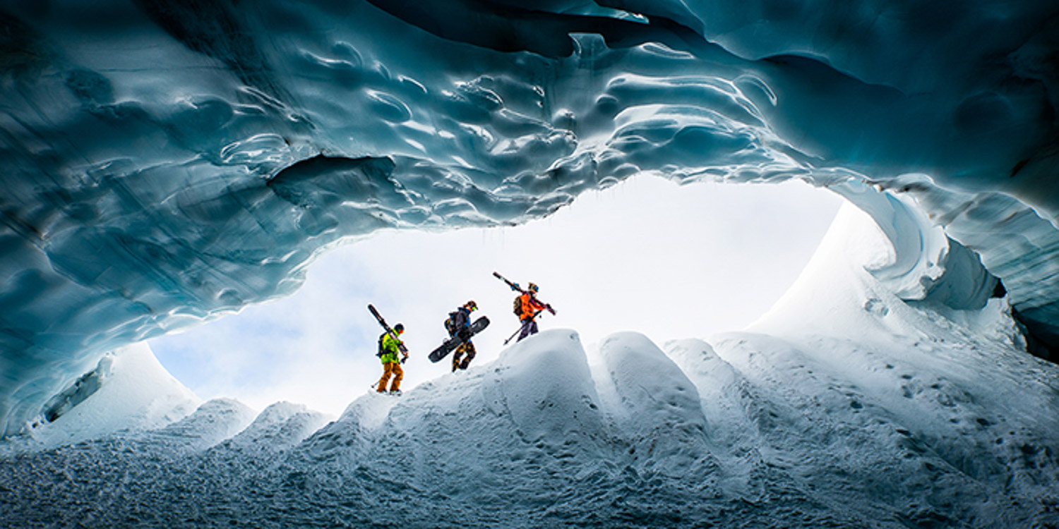 Dress for Success when Hitting the Slopes – AdventuresNW